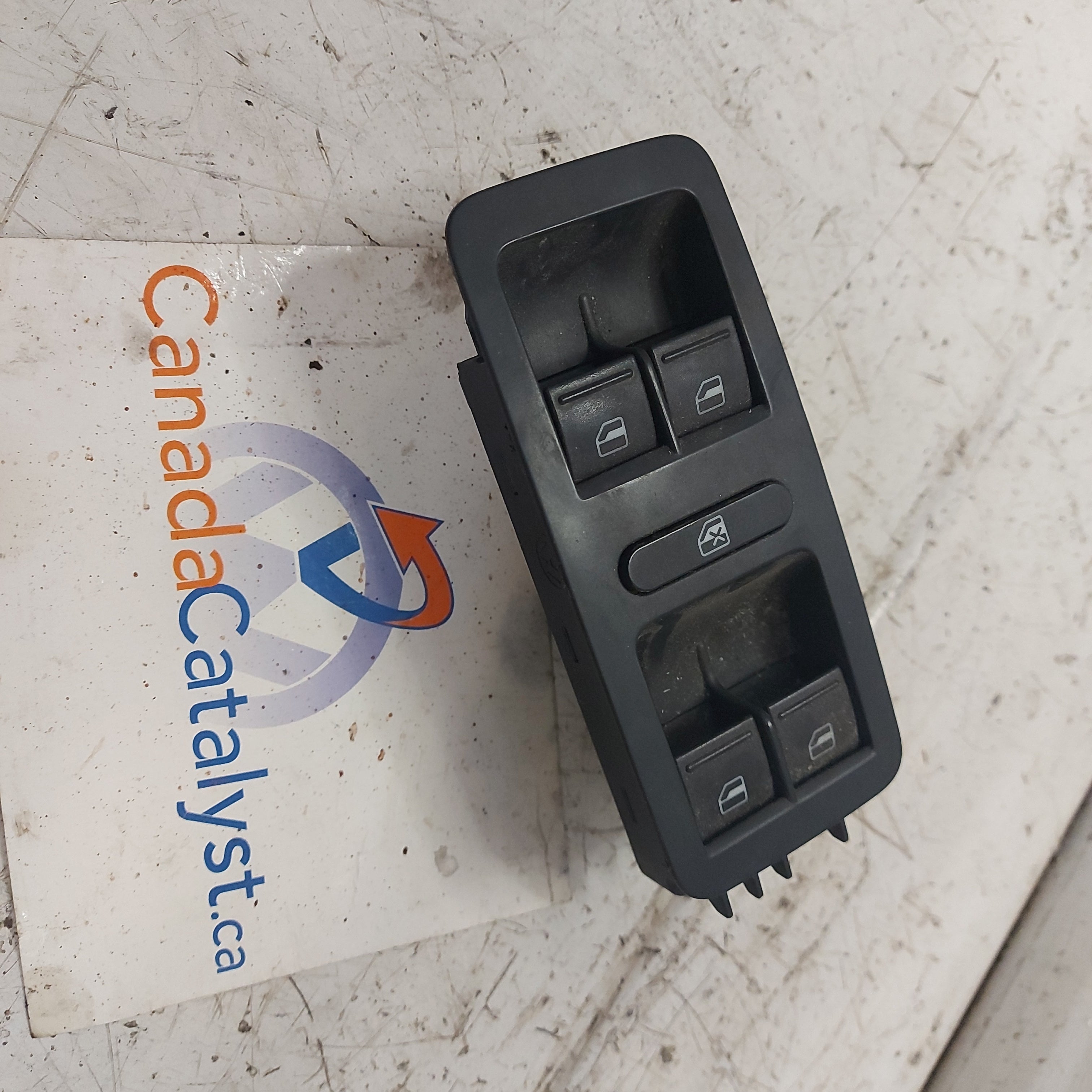B7 driver door window switches – V DUB HUB