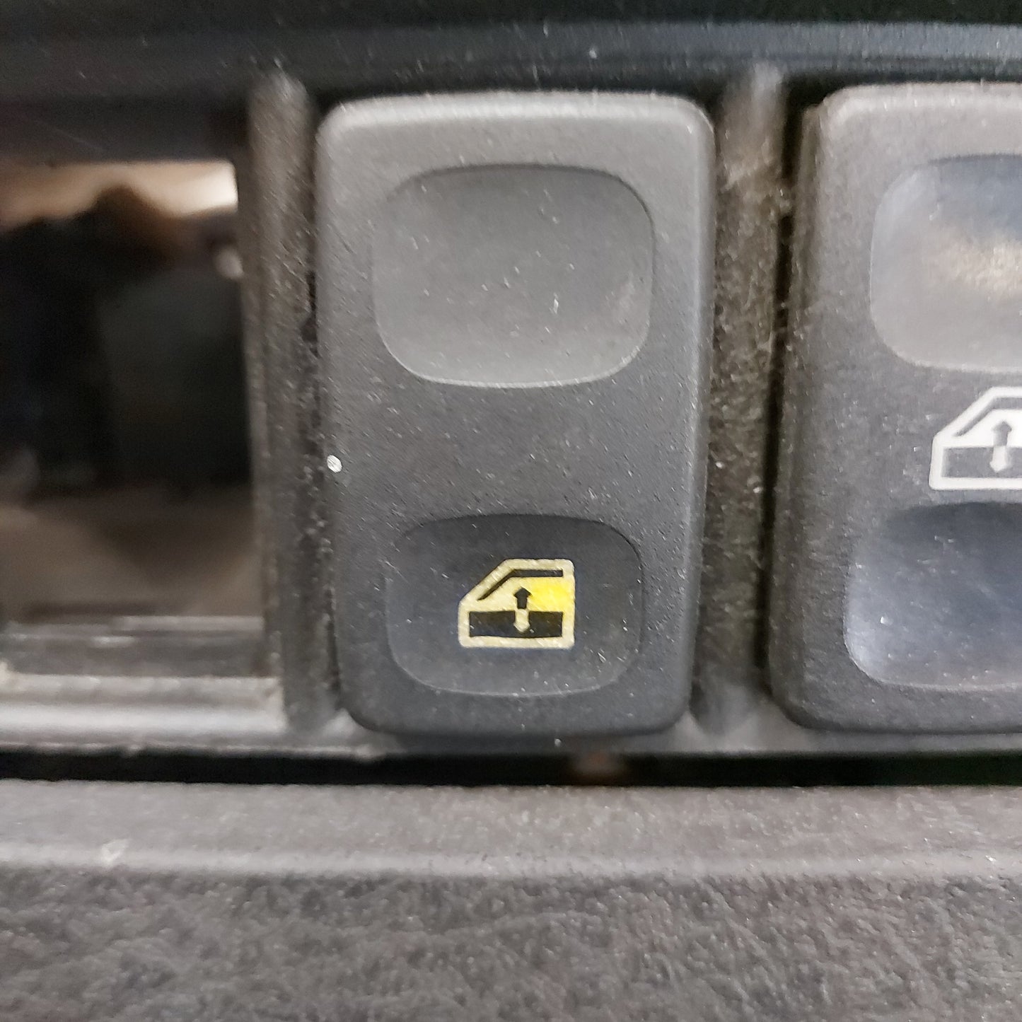 Mk2 power window switch – V DUB HUB