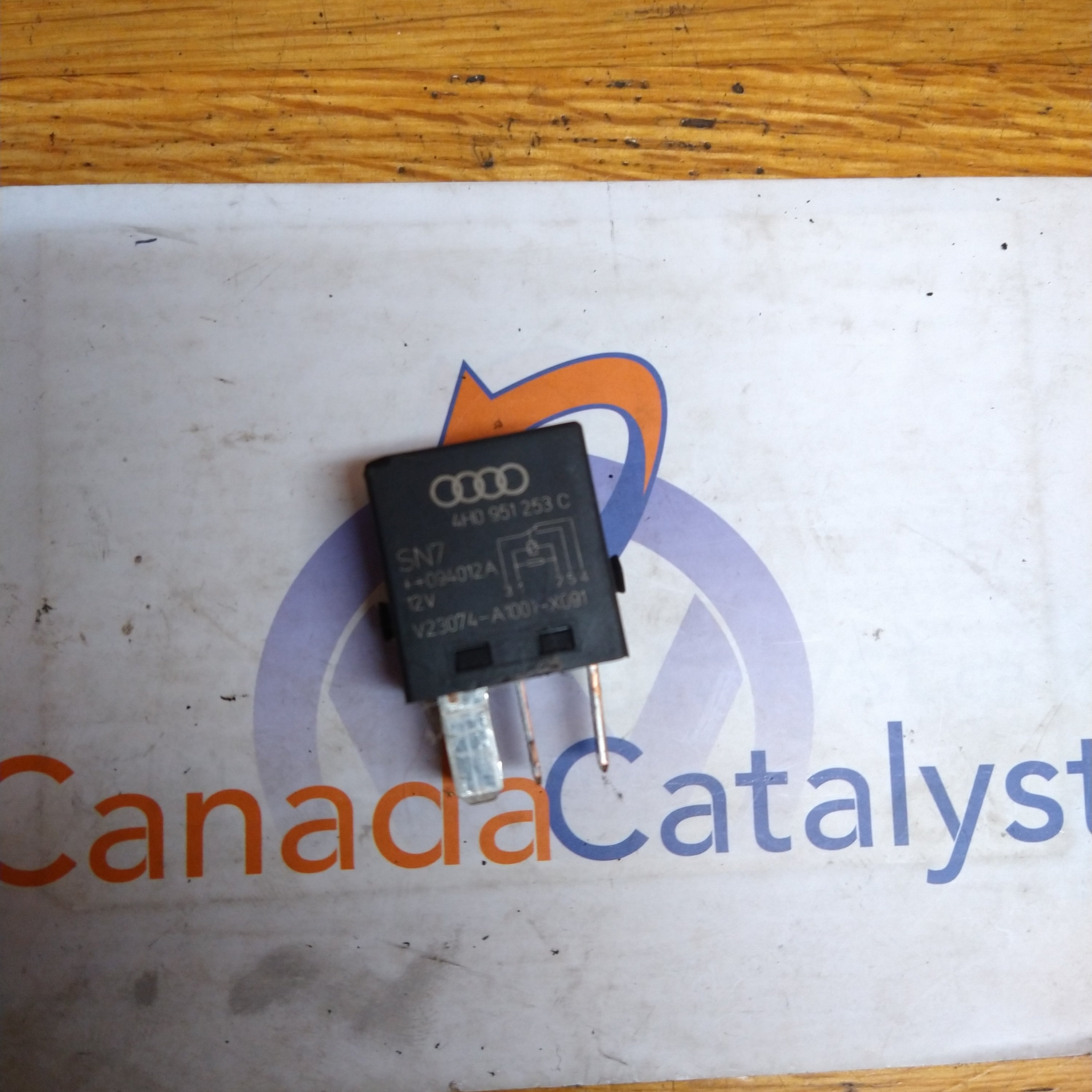 RELAY #646 -4H0951253C – V DUB HUB