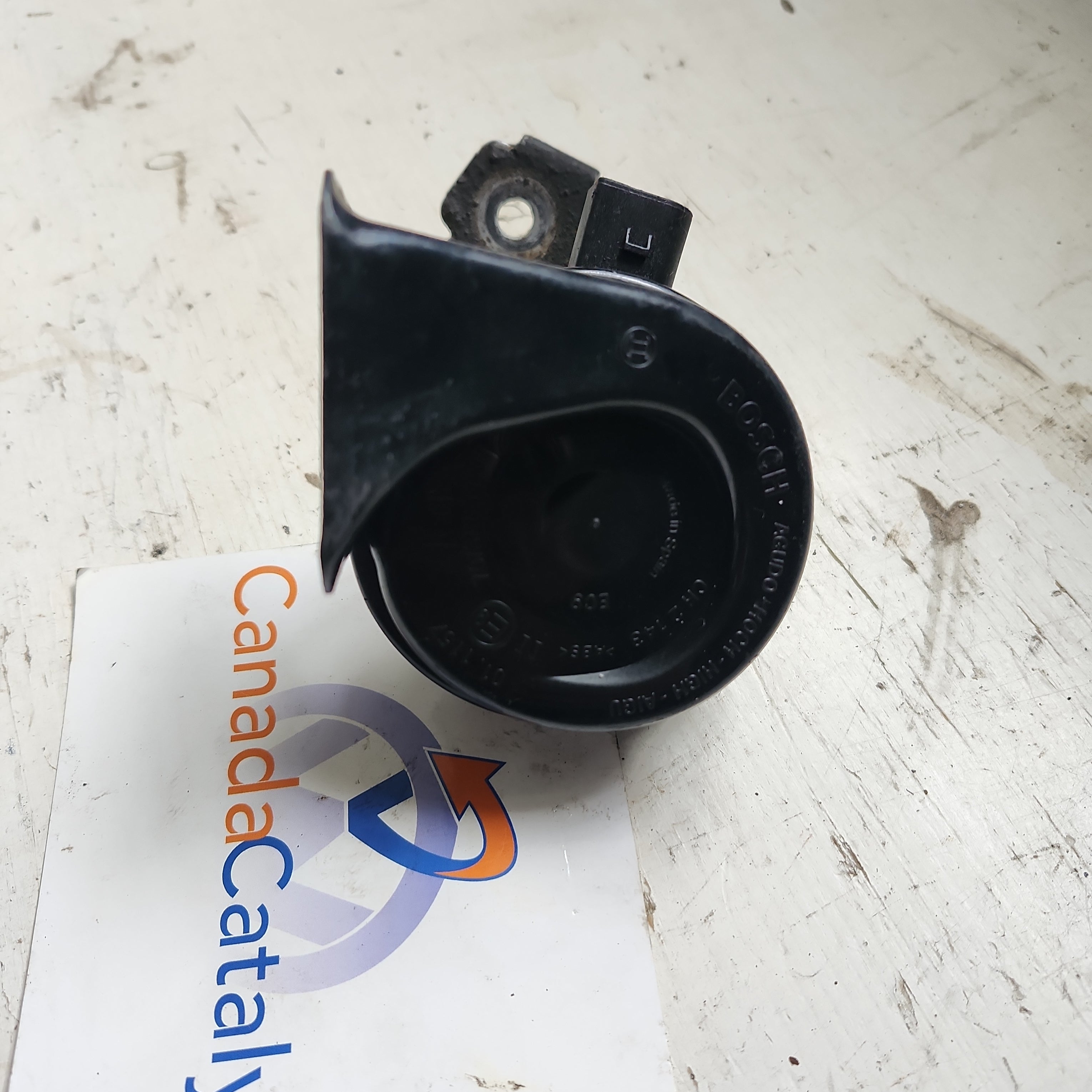 B5 MK5 MK6 BOSCH HORN (high note) – V DUB HUB