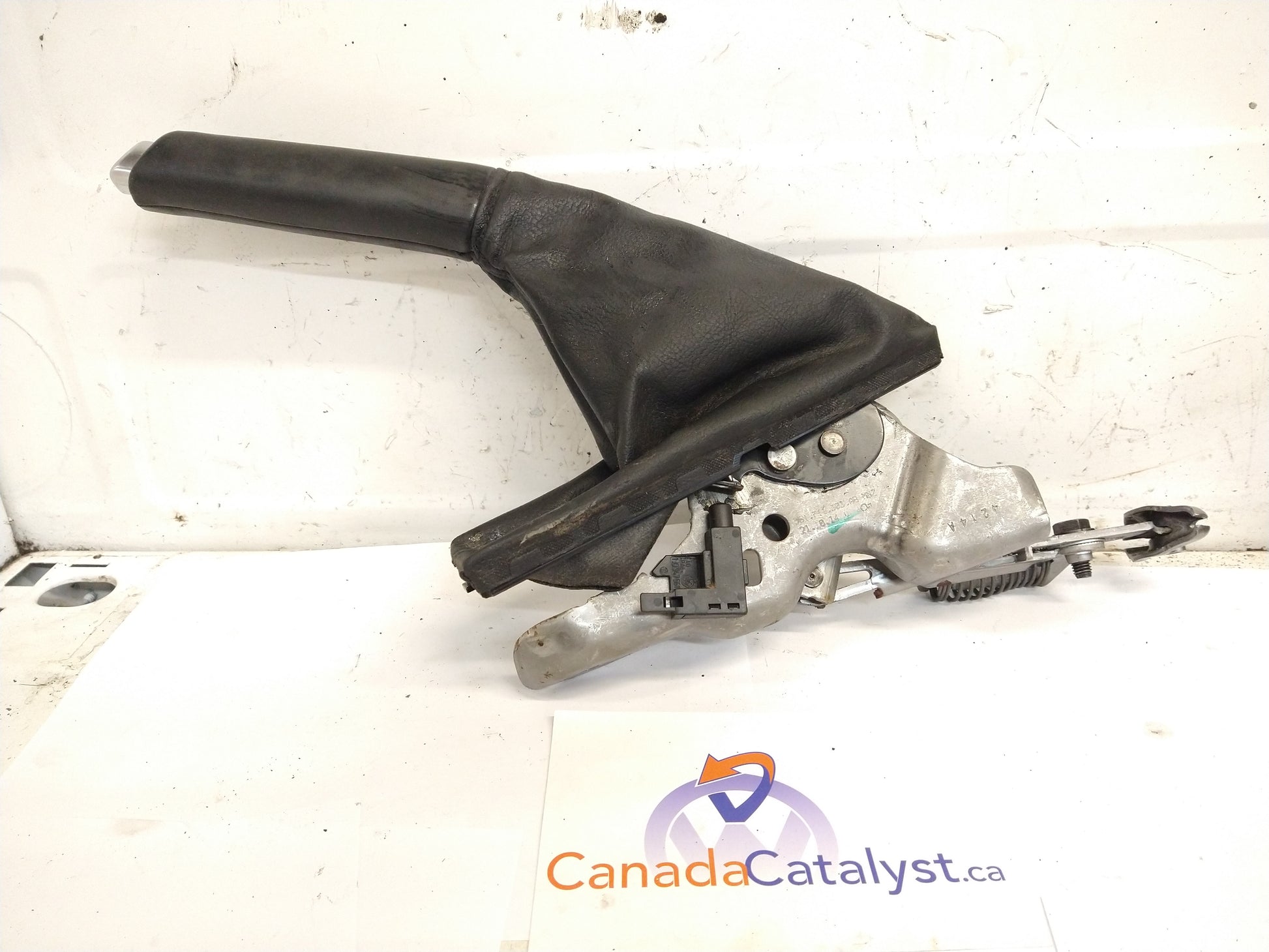 B7 Emergency Hand Brake – V DUB HUB