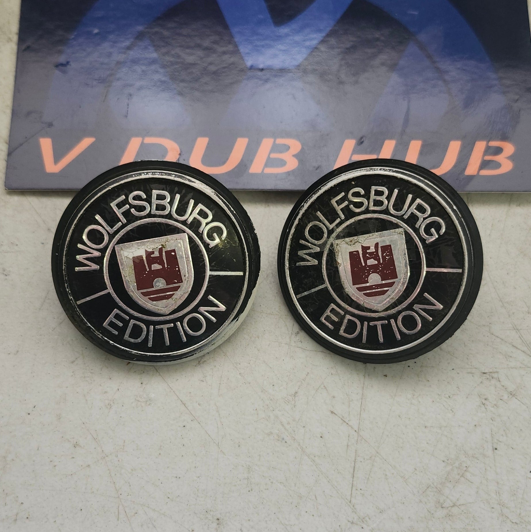 MK2 Wolfsburg emblem set – V DUB HUB