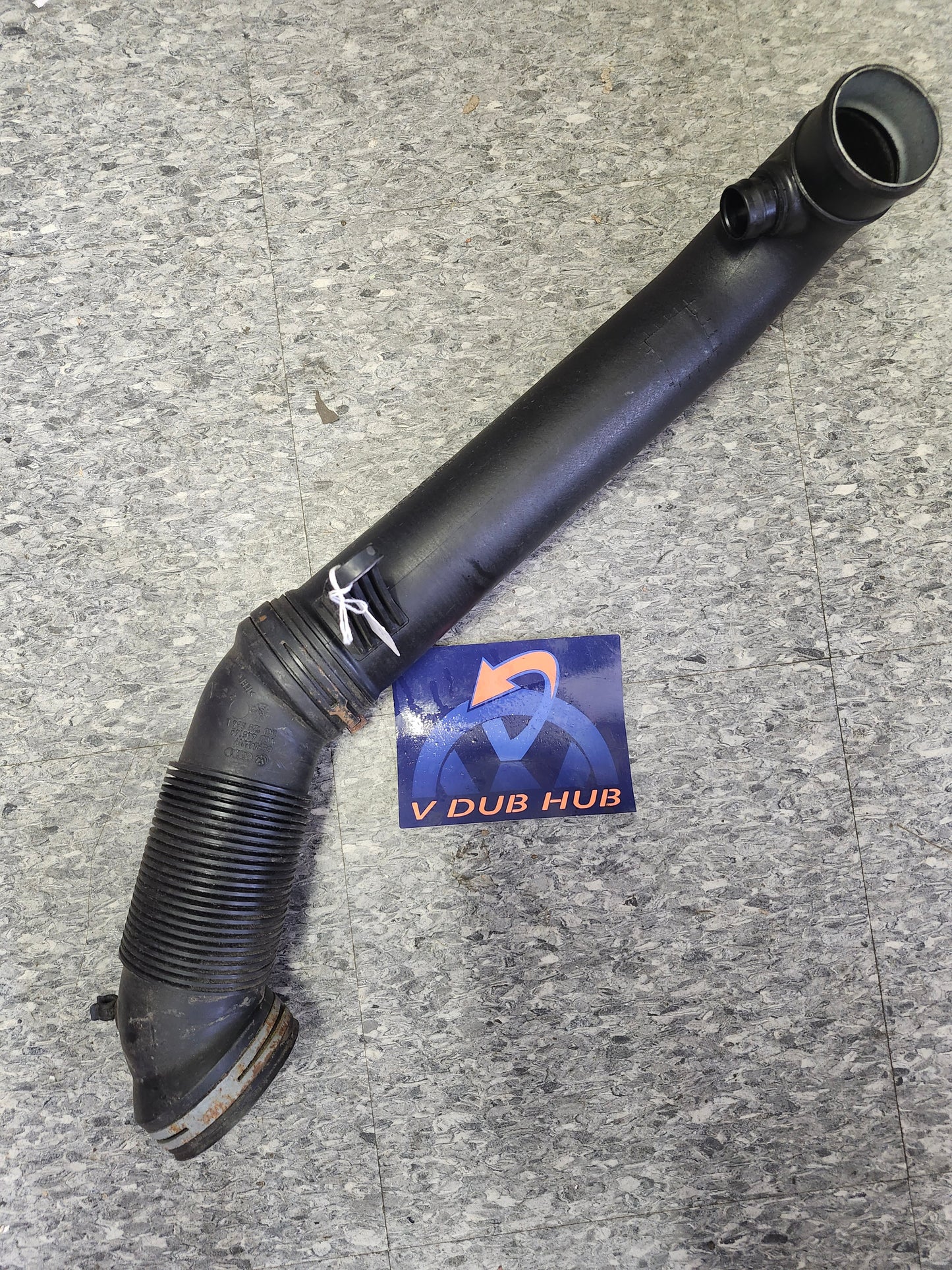 MK6 B6 2.0L CCTA Turbo Air Intake PIPE 1K0129654AR + 1K0129684L – V DUB HUB