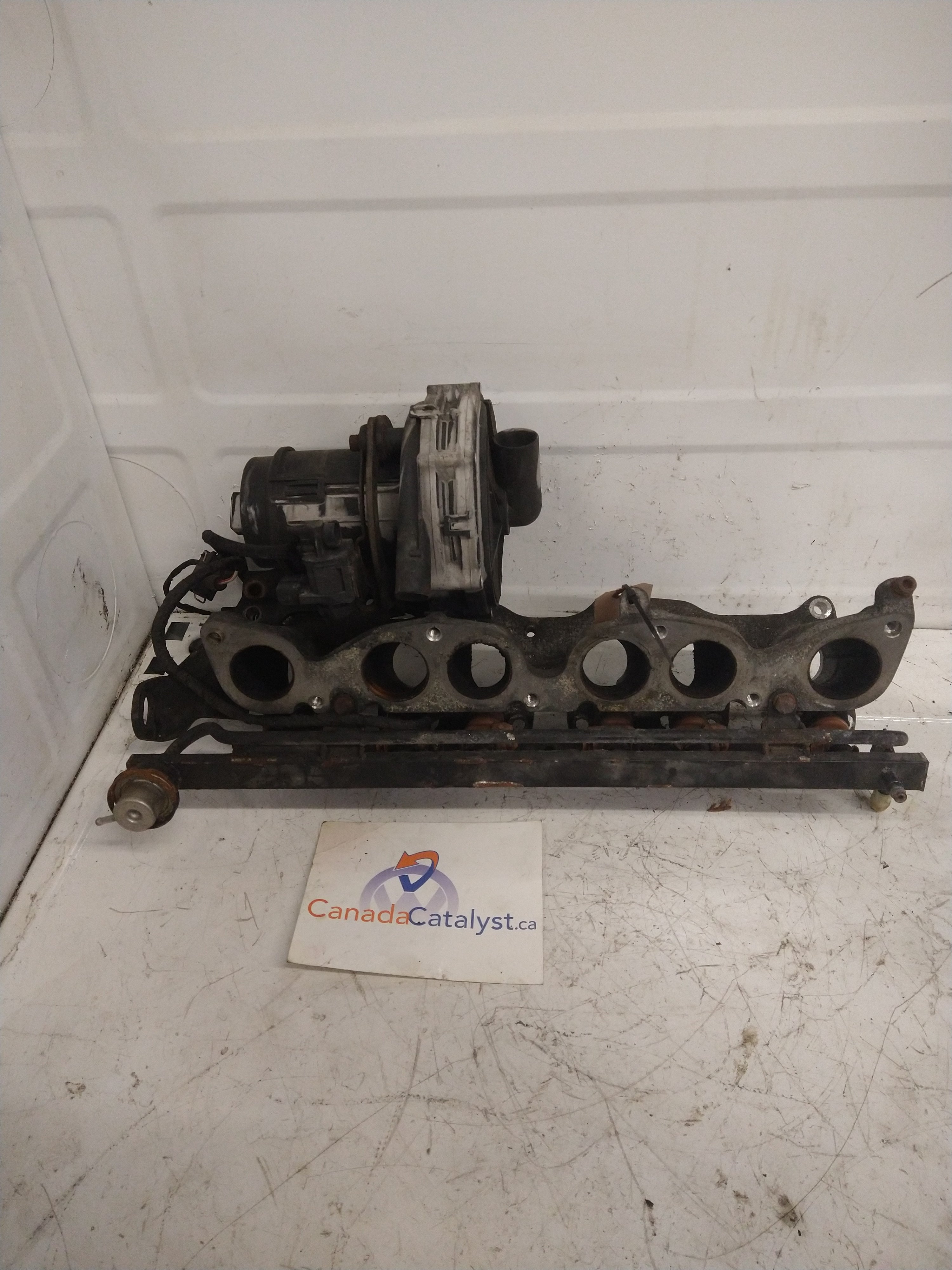 MK3 VR6 Lower Intake With Fuel RAIL – V DUB HUB