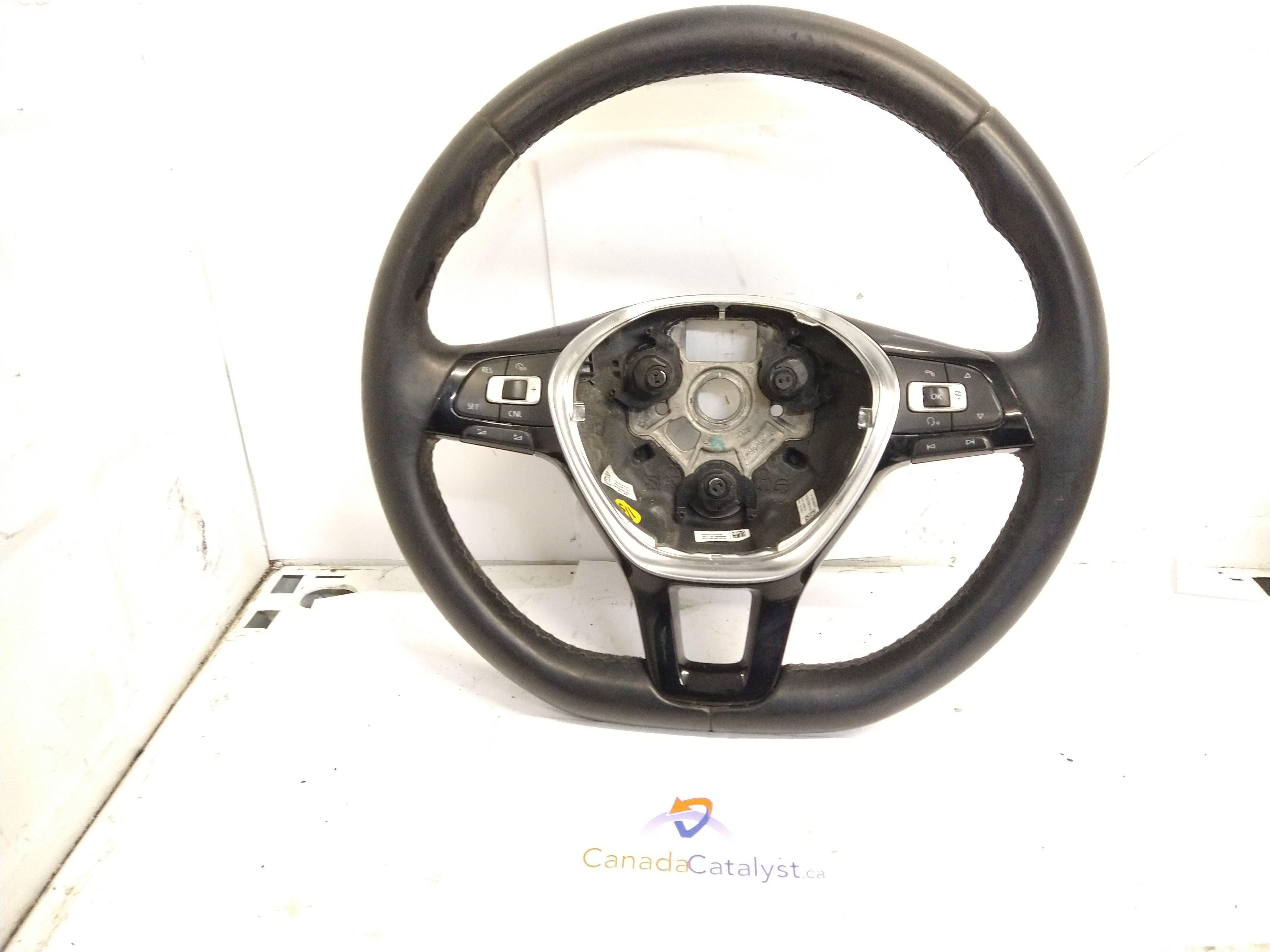 MK6.5-MK7 Jetta Steering Wheel – V DUB HUB