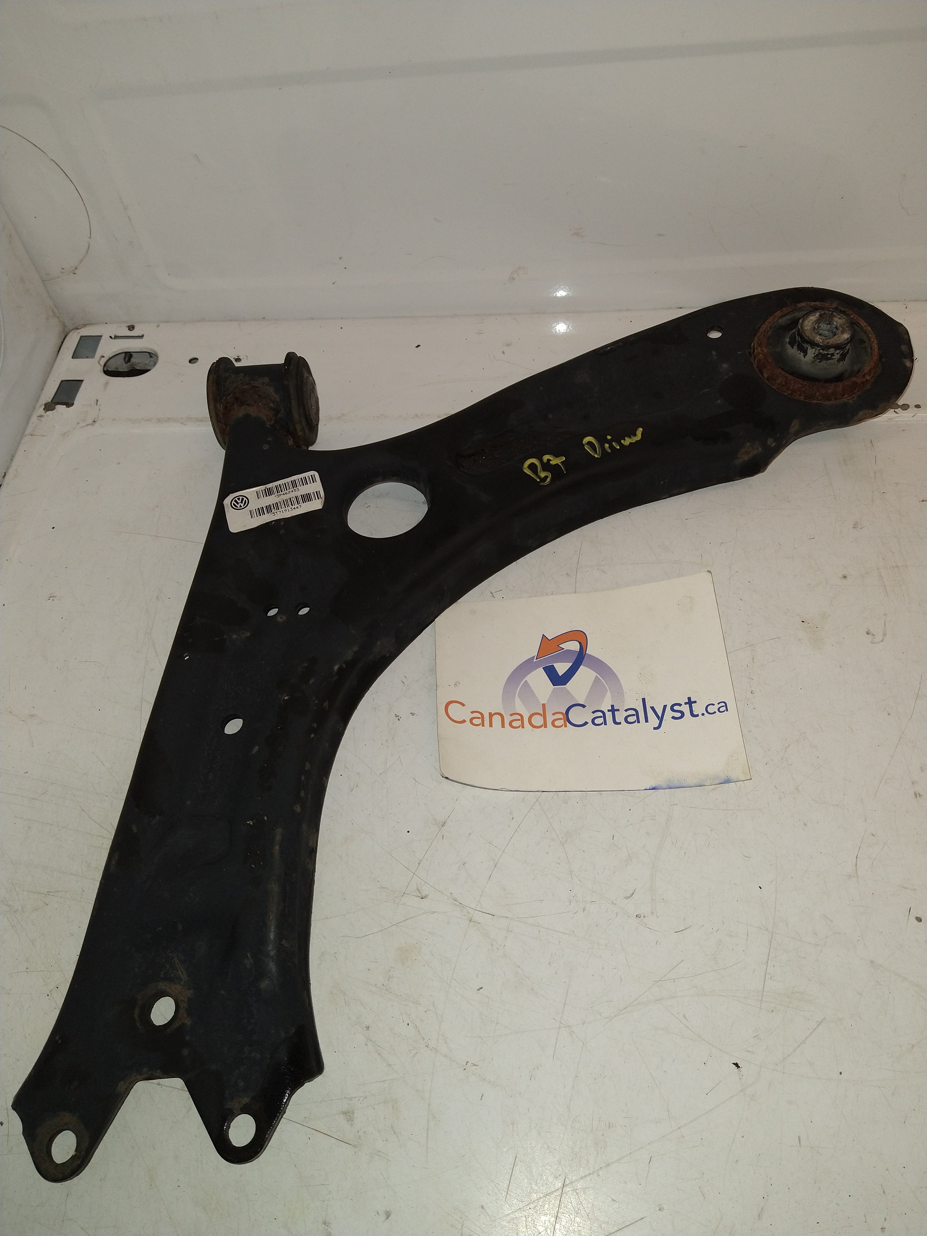 B7 Front LOWER CONTROL ARM – V DUB HUB