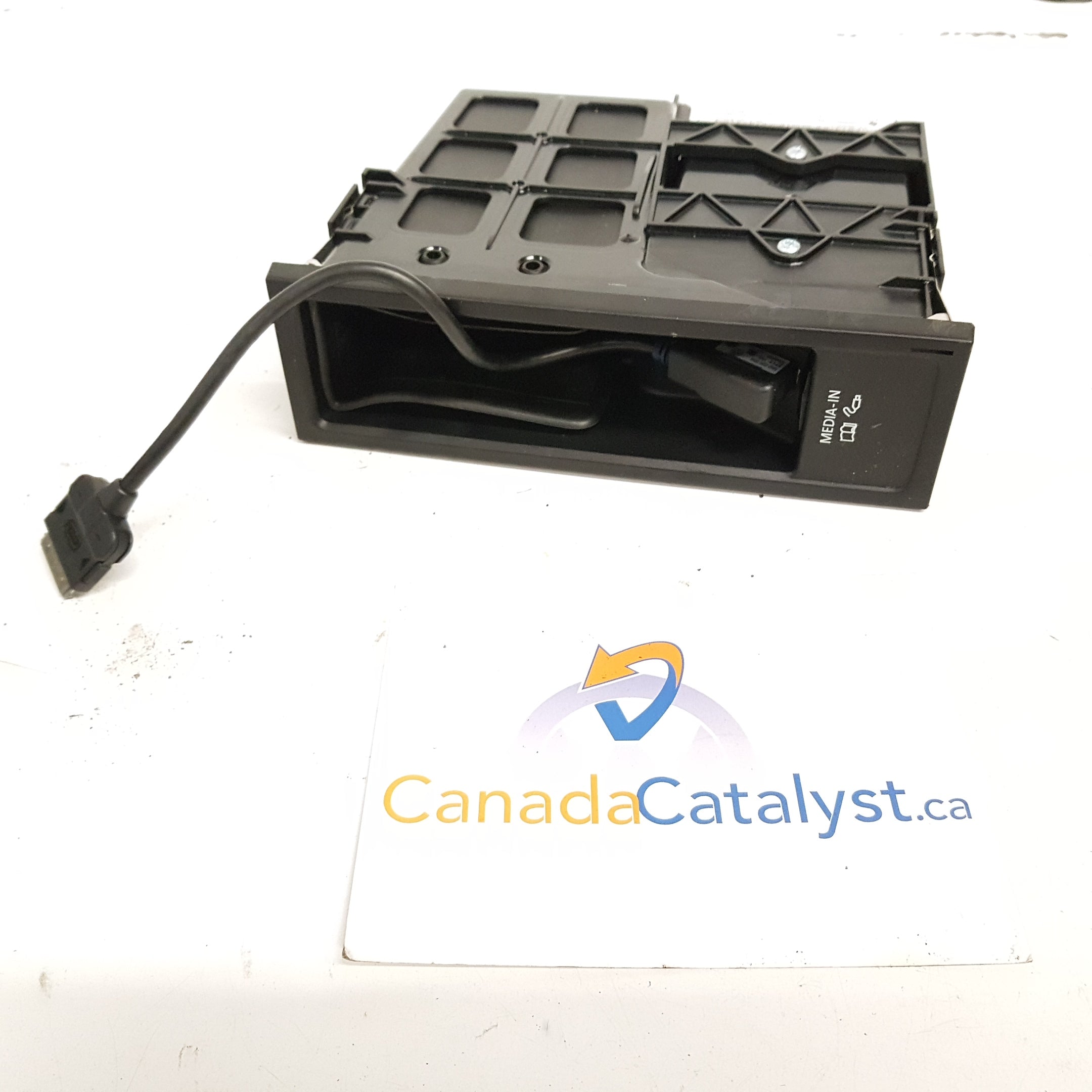 MK6 Multimedia Interface MODULE 5N0035342E – V DUB HUB