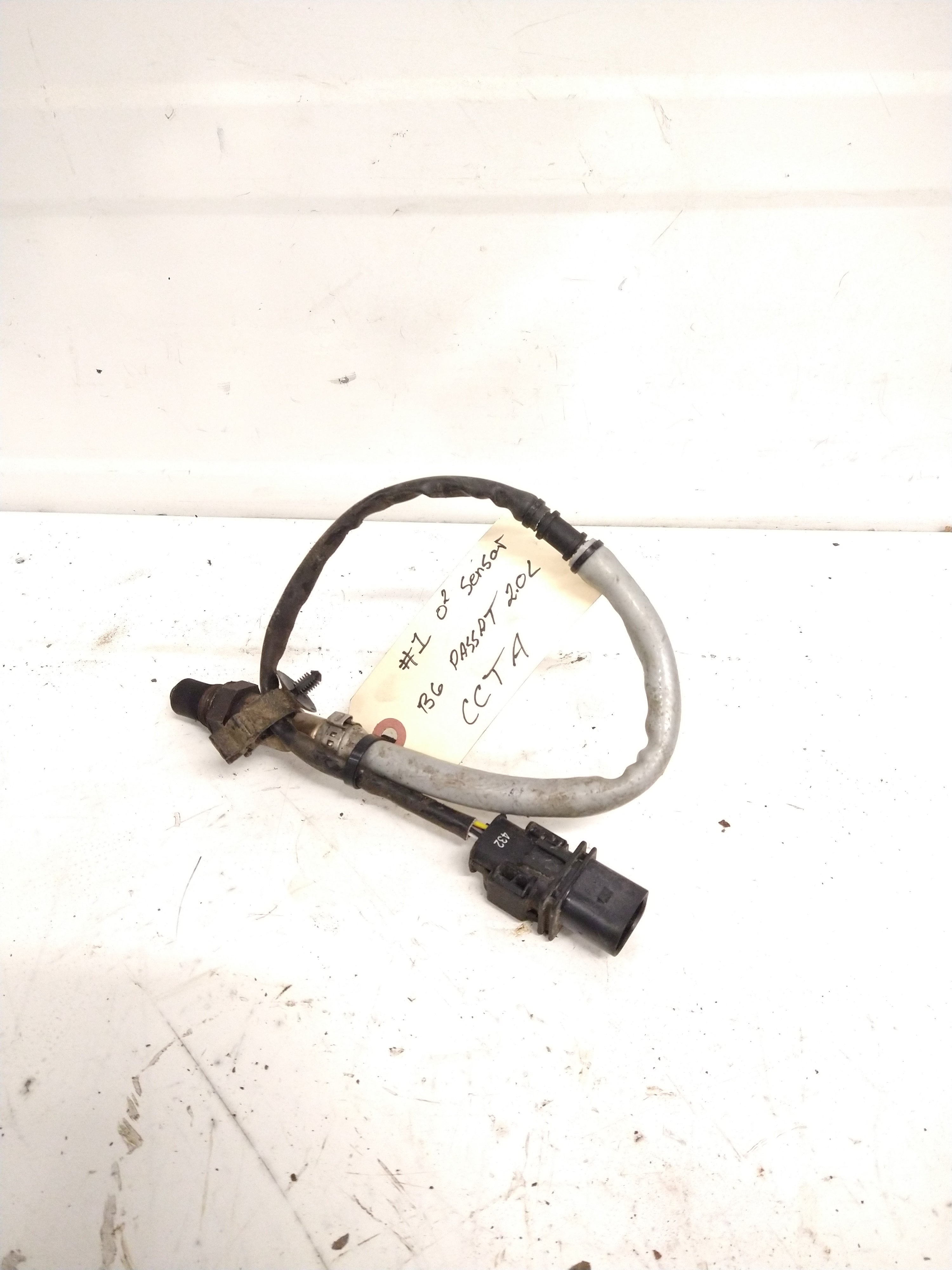 B6 Front O2 SENSOR – V DUB HUB